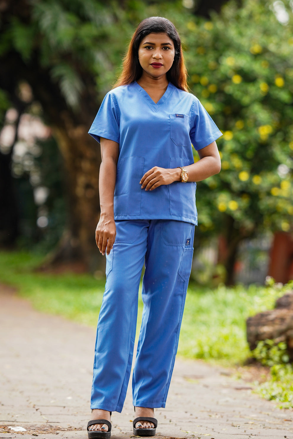 Smart Women's Scrubs - Light Blue – Behummer